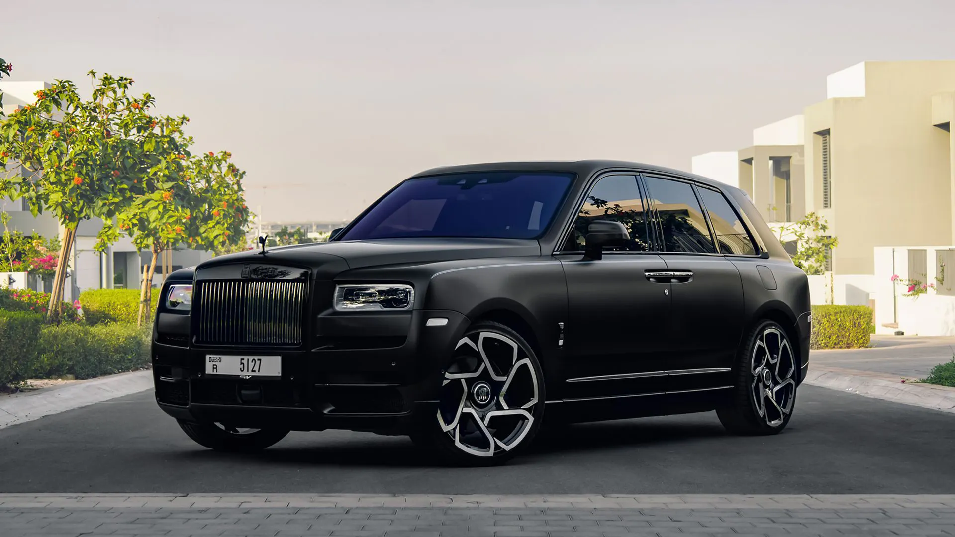 Rolls-Royce Cullinan For Rent in Dubai - GMZ Car Rental
